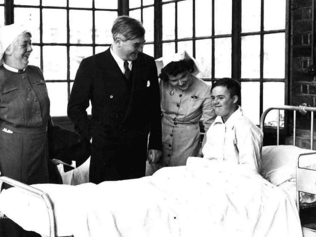 Understanding NHS banding and doctors pay scales (Updated for 2023 ...